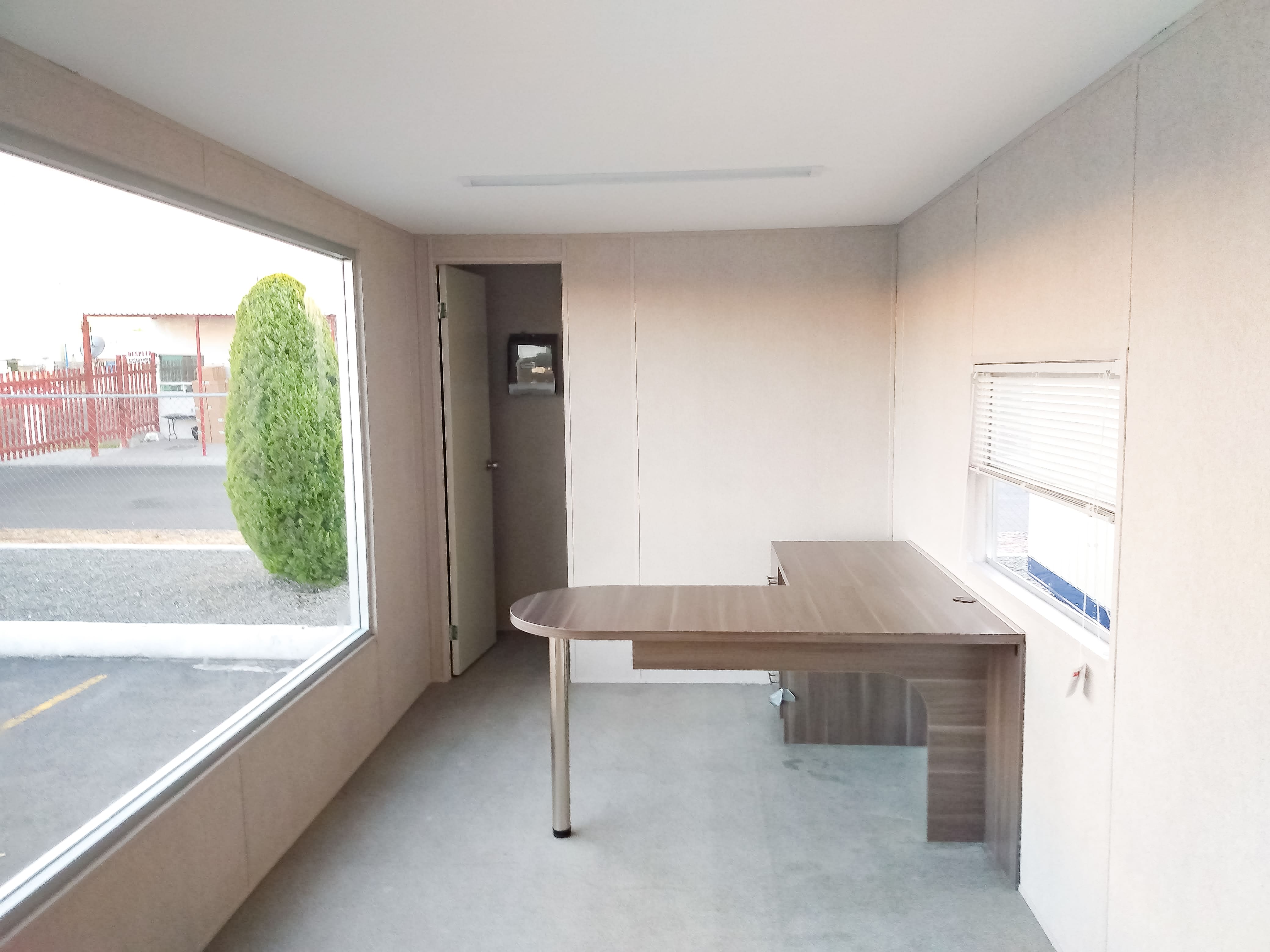 Oficina de Ventas Móvil 8x32 - Kuatro Oficinas Moviles